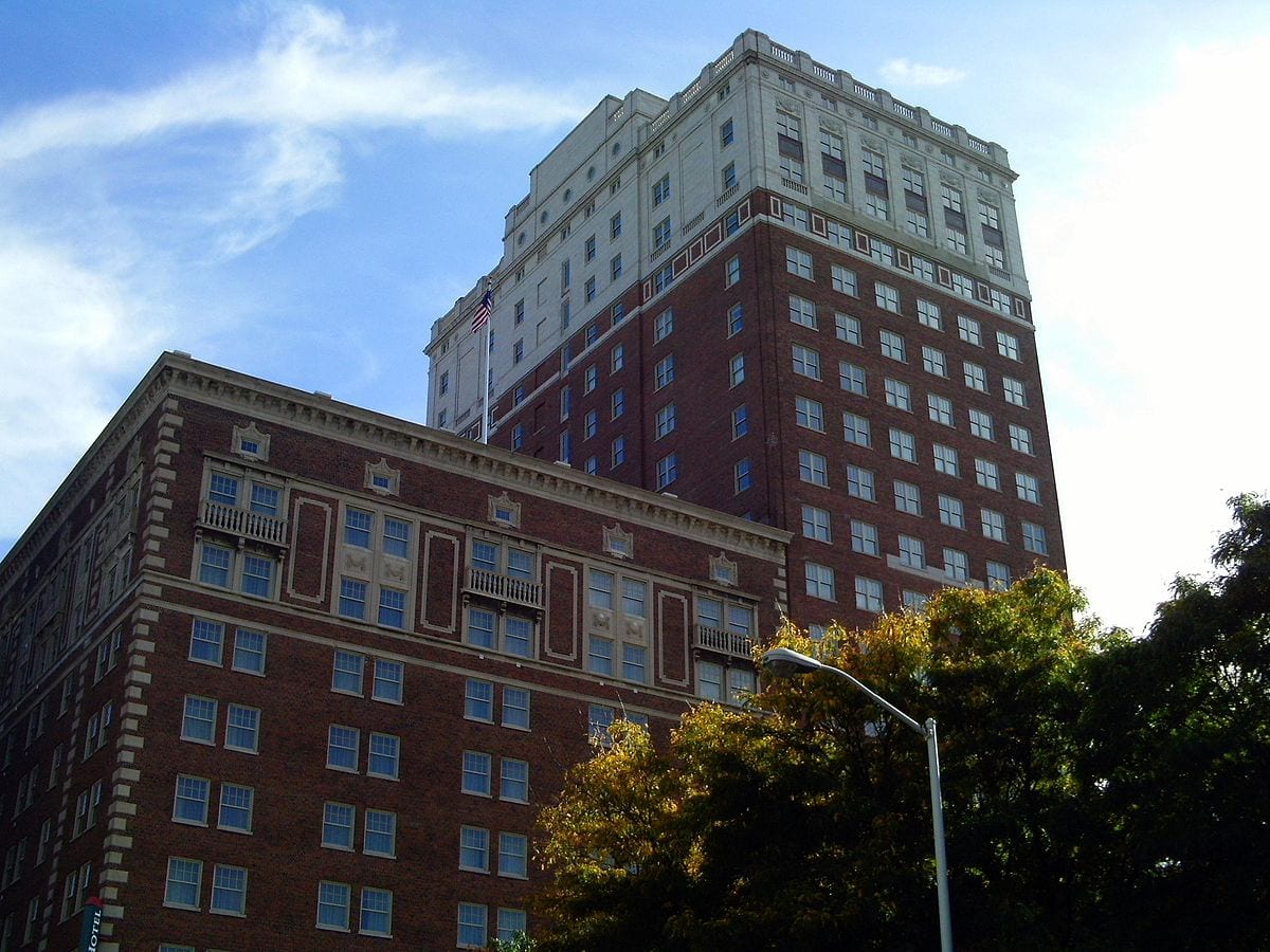 Doubletree Hotel Detroit Michigan | May Residential is an Award Winning ...